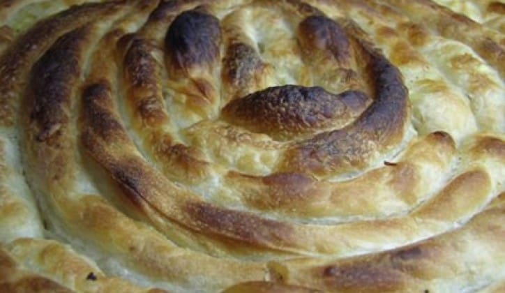 Kilogram bureka u Sarajevu 20 maraka, na Baščaršiji se ne može naručiti ...