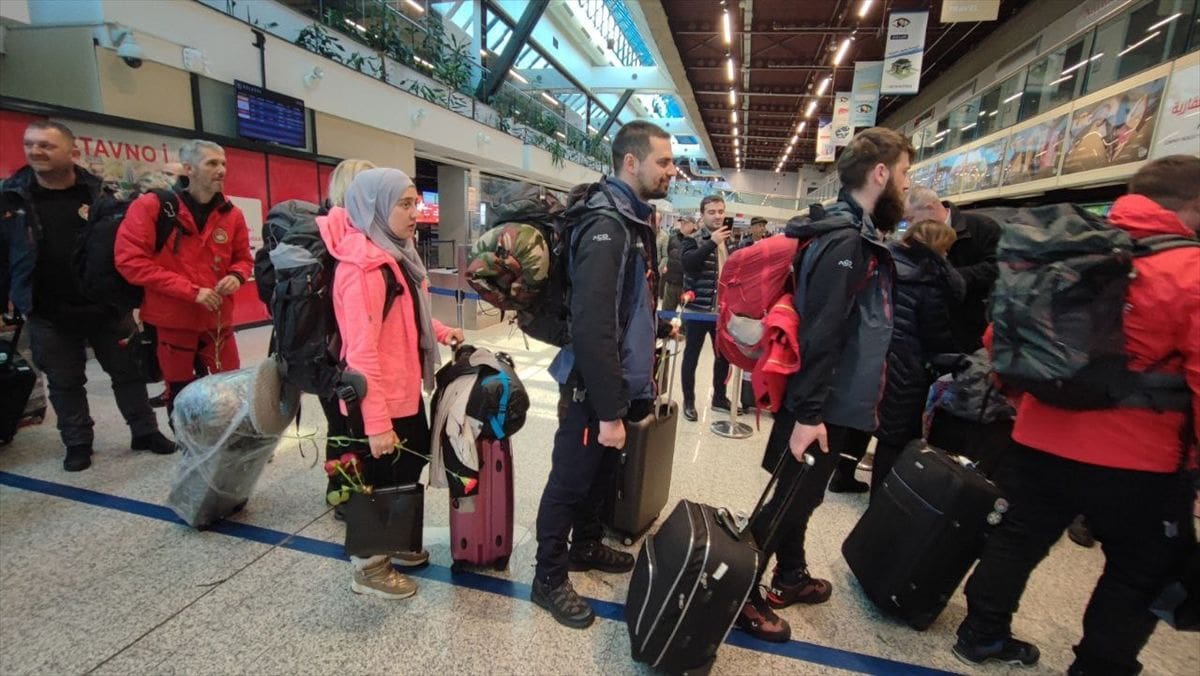 Prva grupa bh. spasilaca vratila se iz Turske | 6yka