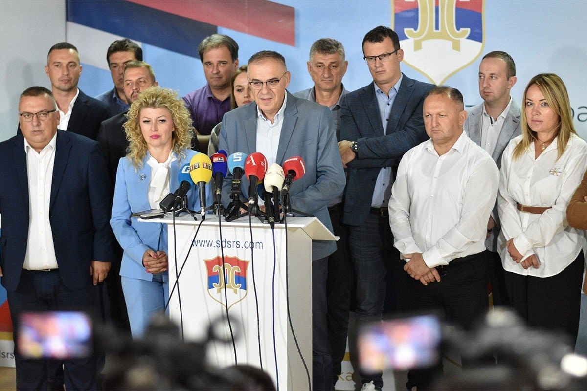 Ustavni sud BiH: CIK i Sud BiH nisu smjeli zabraniti SDS-u učešće na ... Ustavni sud BiH: CIK i Sud BiH nisu smjeli zabraniti SDS-u učešće na ...