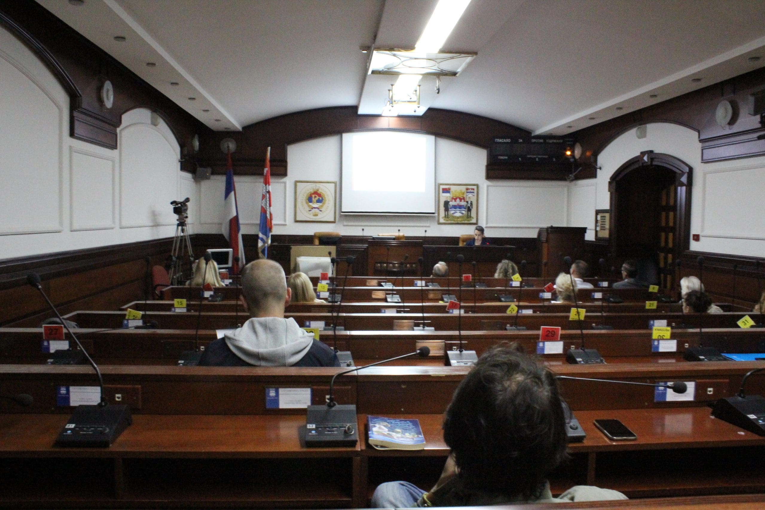 Više ljudi, manja gužva: Da li bi moratorij na donošenje regulacionih ...