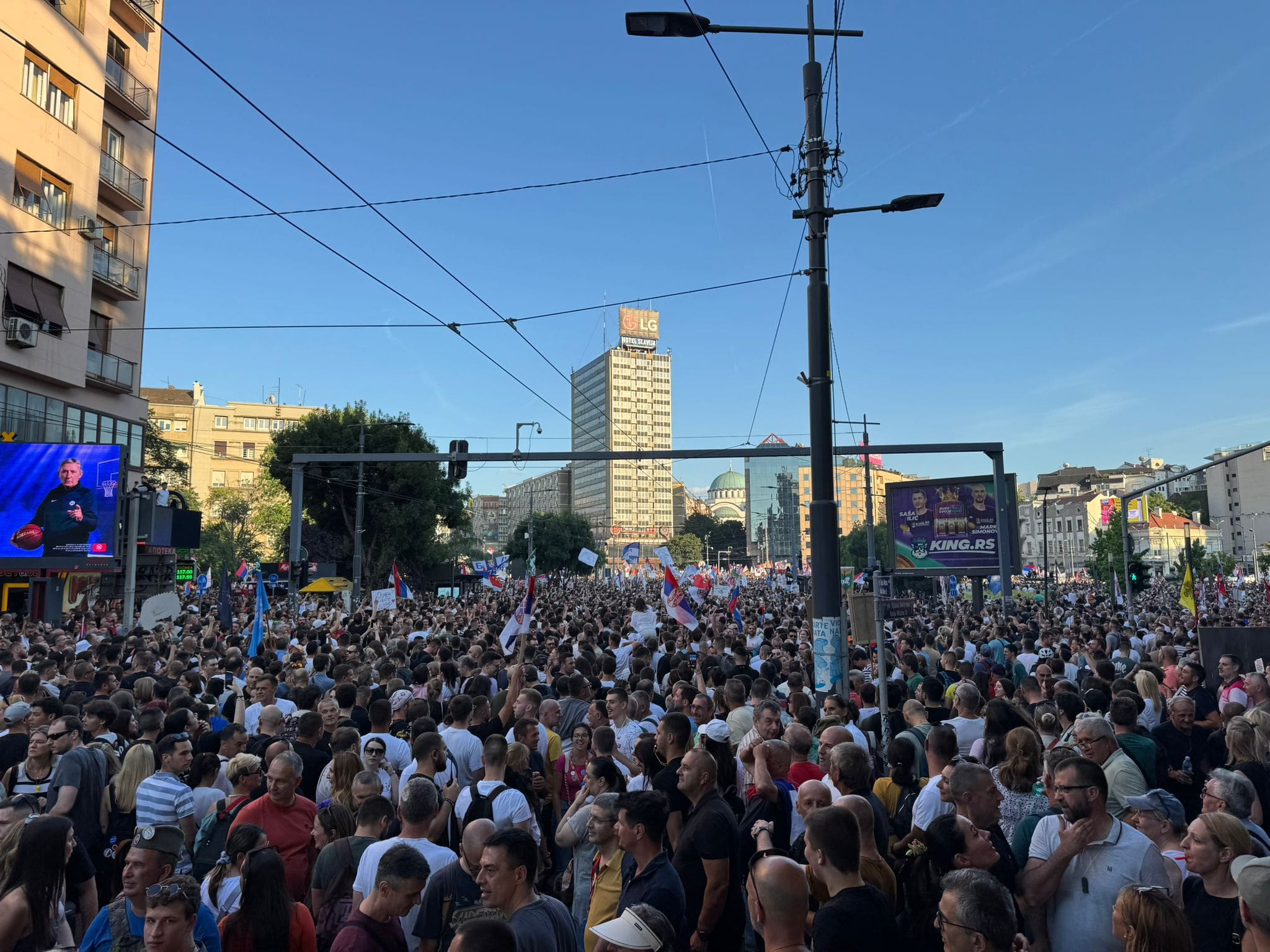 Studenti pozvali građane: 1. jula svi stupiti u masovnu obustavu rada do ispunjenja zahtjeva | 6yka